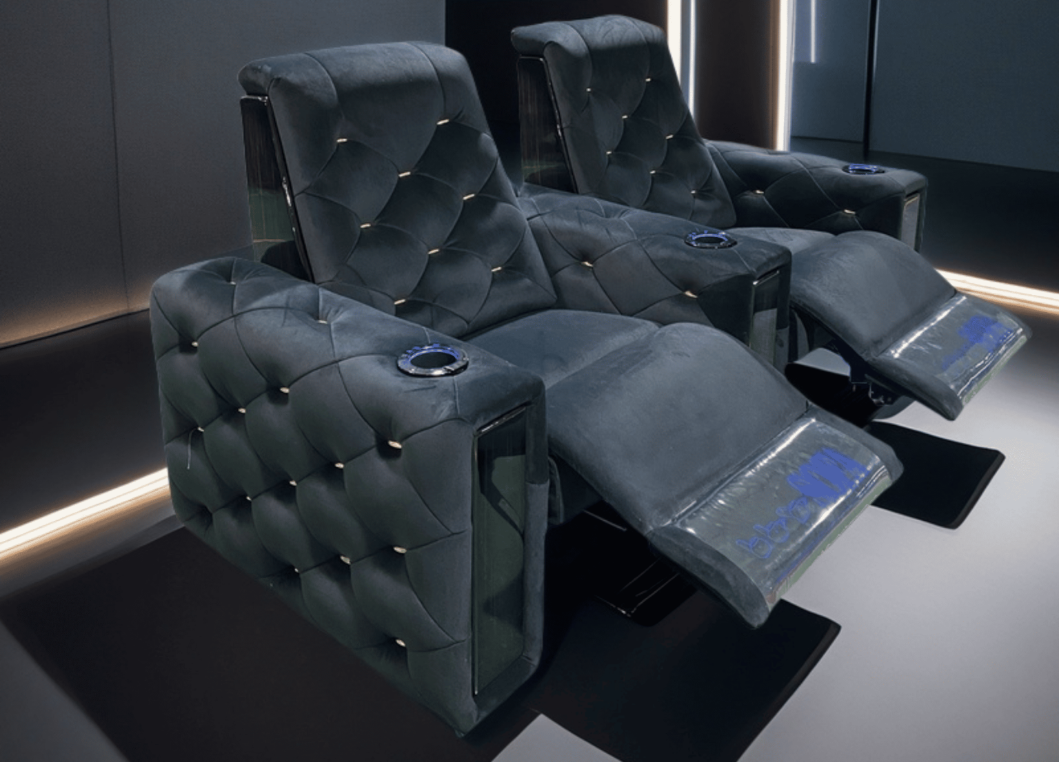 Ultimate Luxury Home Theater Seating - ChiHu Group